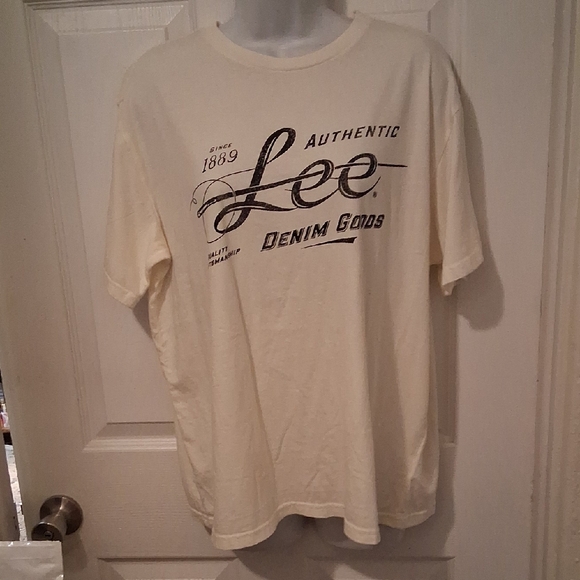 Lee | Shirts | Authentic Lee T Shirt | Poshmark